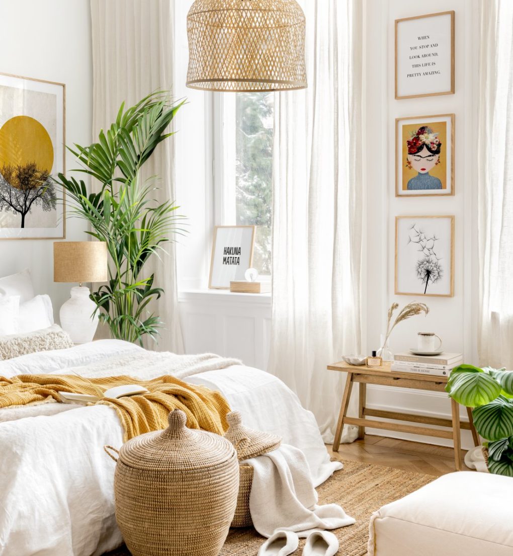 5 idées de décoration avec des affiches et posters muraux - La Minute d ...